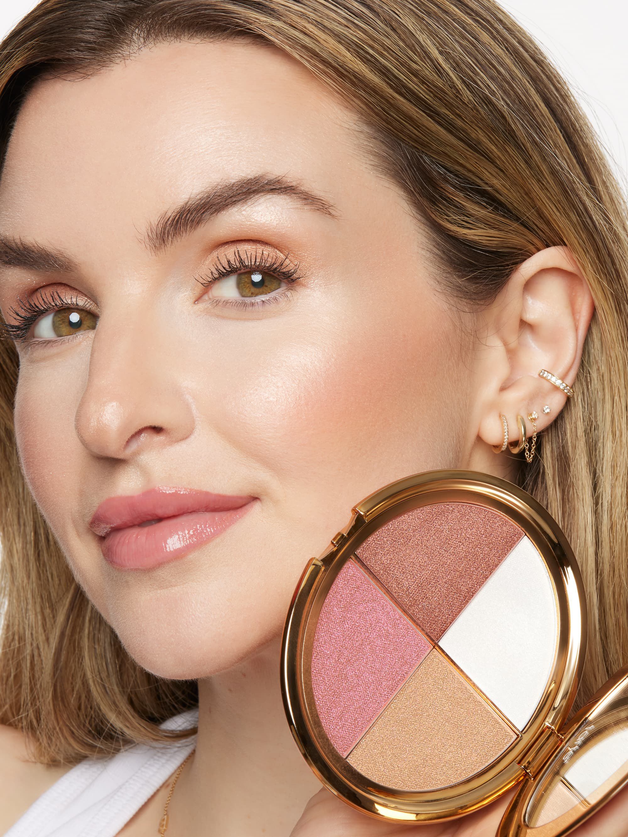 glow wardrobe highlighting eye & cheek palette – Tarte™